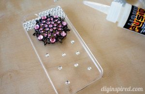 Repurposed Brooch DIY Cell Phone Case - DIY Inspired