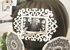Spooky Stagecoach Pumpkin #TrickYourPumpkin - DIY Inspired
