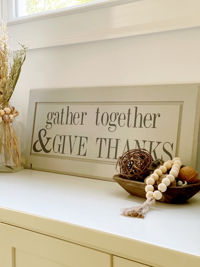 Repurposed DIY Thanksgiving Sign - DIY Inspired