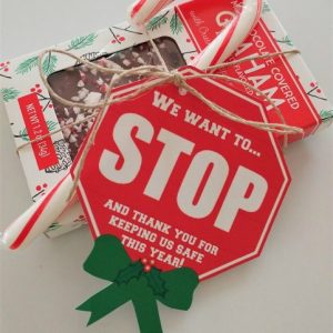 crossing-guard-christmas-gift-tags-printable-diy-inspired - DIY Inspired